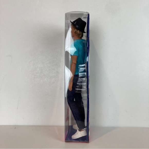 Mattel | Toys | 209 Ken Fashionistas Barbie Doll Articulated Joints ...